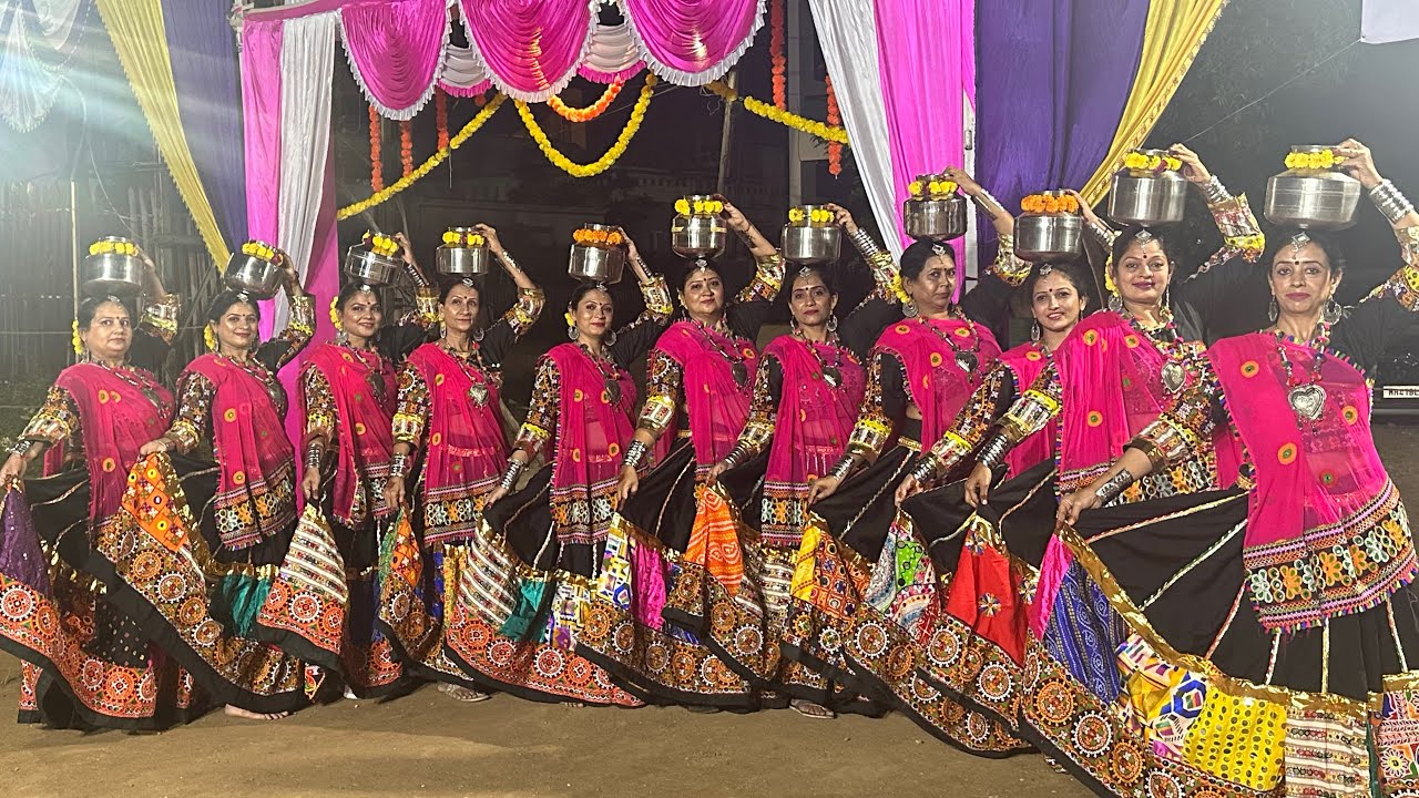 SHERI GARBA COMPETITION 2023(Gayatri Vrund Group) | Arvachin Garba ...
