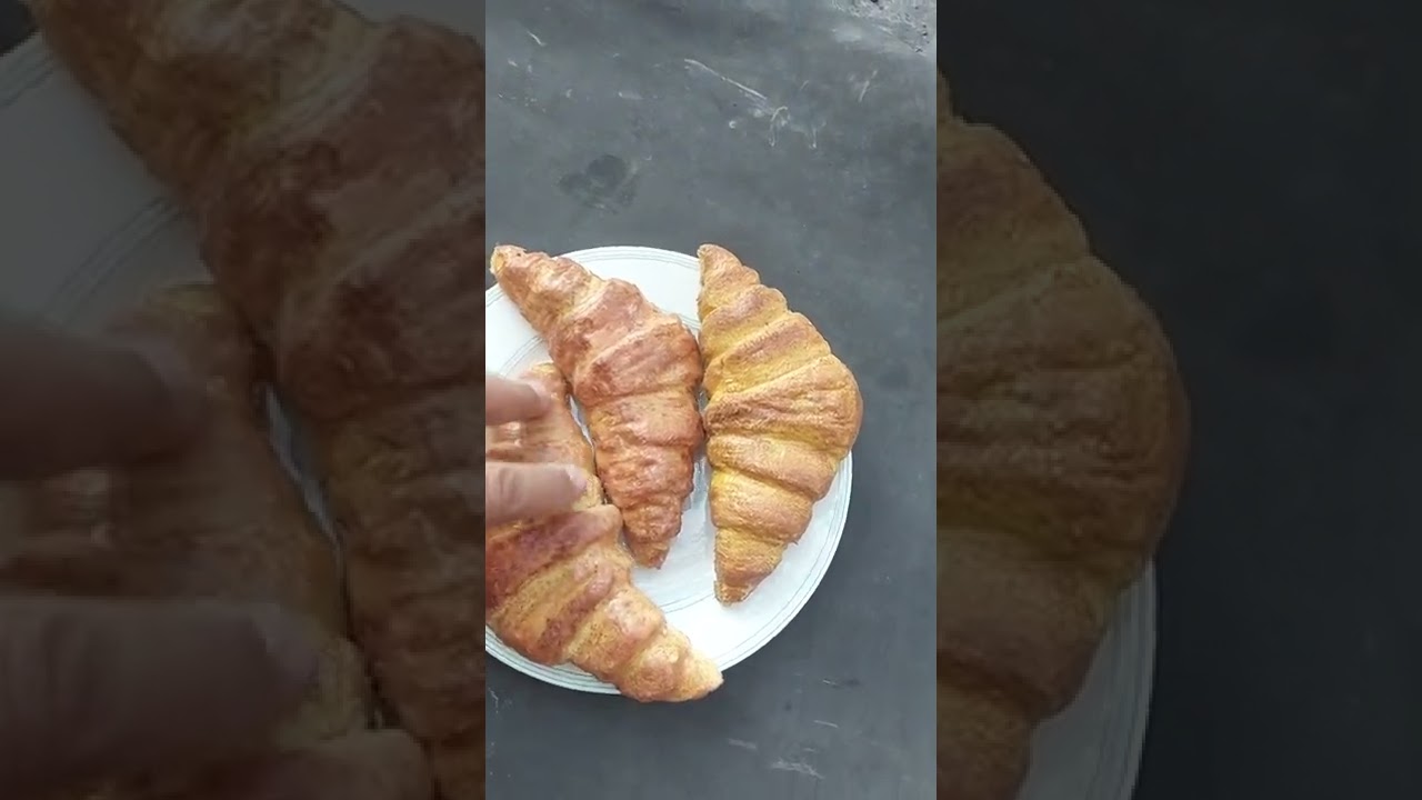 fake croissant _fakefood - YouTube