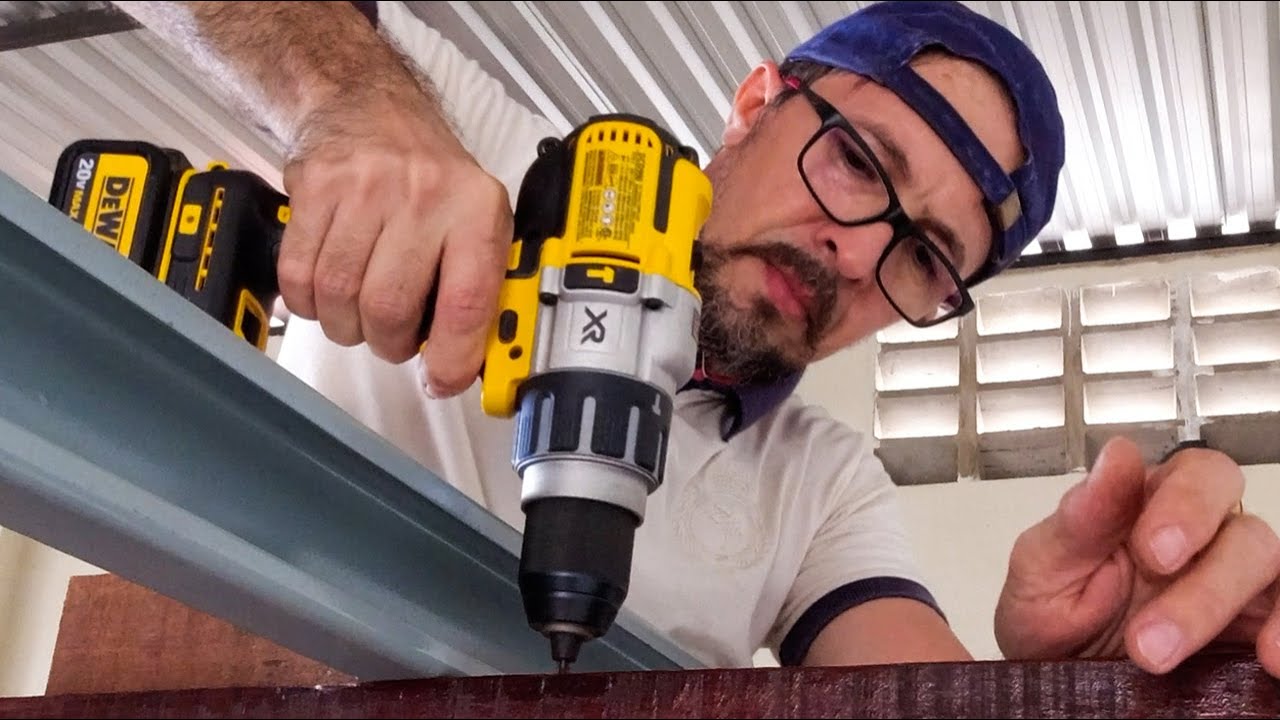 DEWALT DCD996 - YouTube