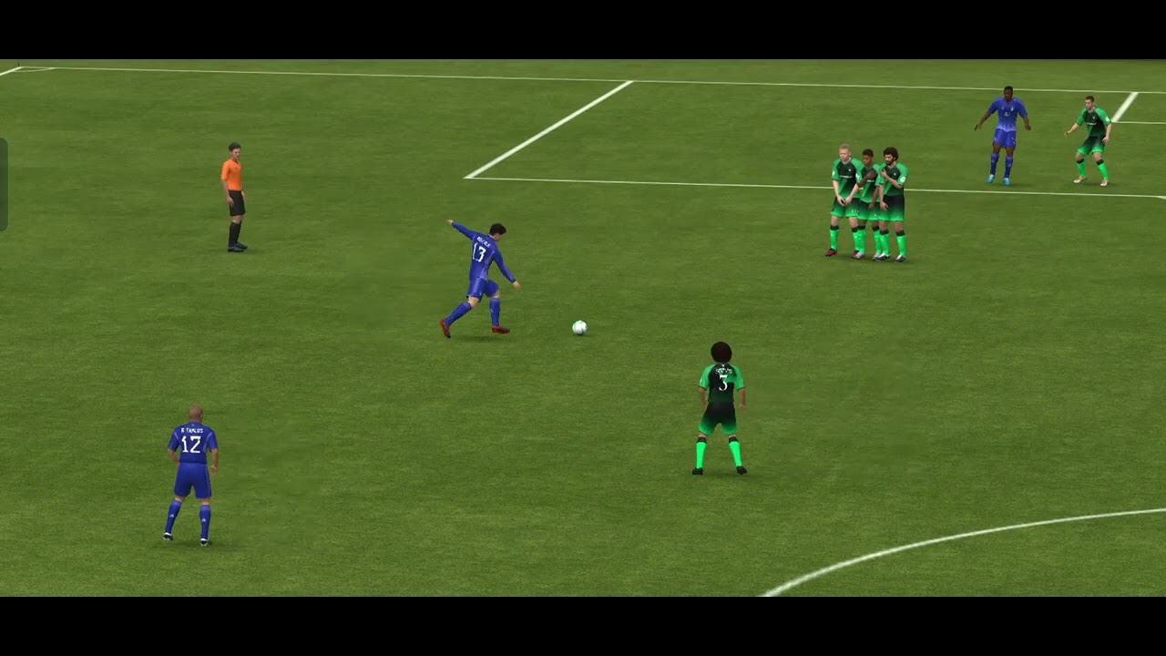 Ballack free Kick is fire #fifa #fifamobile #ballack #freekick # ...