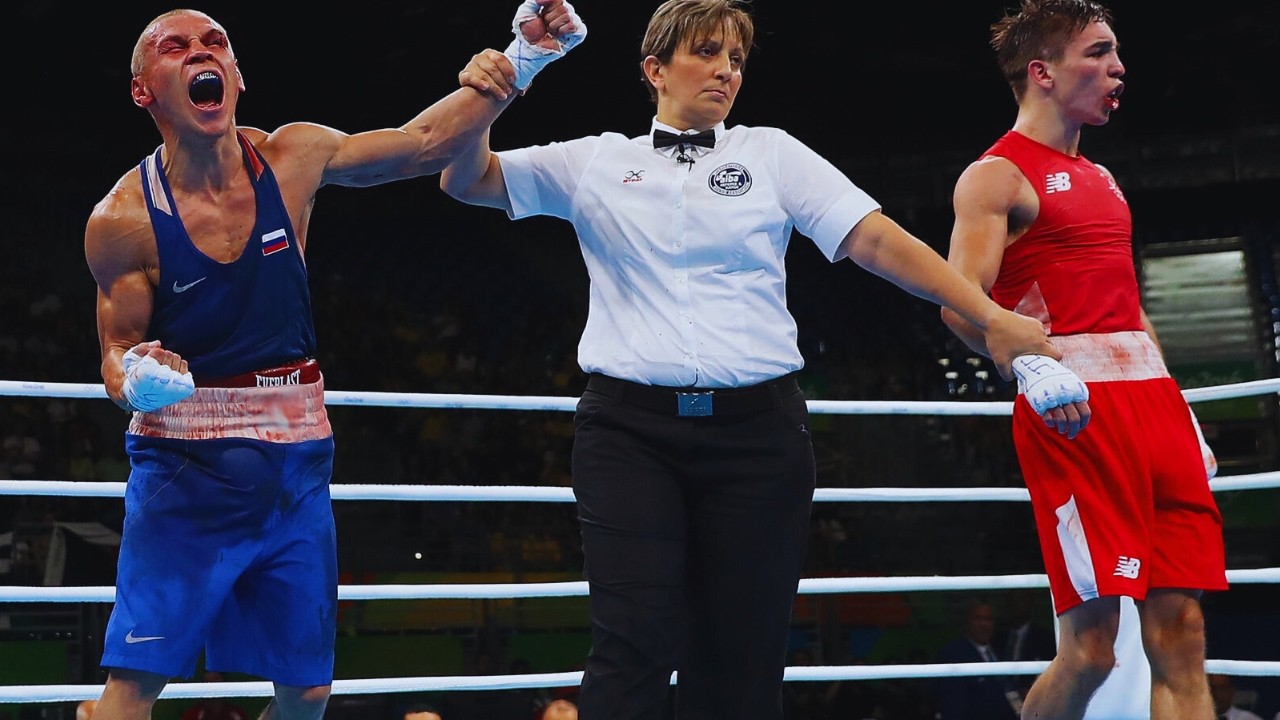 Boxing Scoring Explained: How the 10-Point Must System Works - YouTube