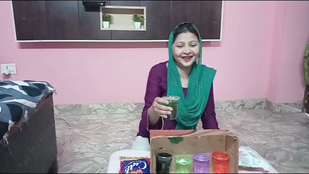 color matching challenge Kiya, Insha Farhan mein ho gaye bahut jyada ...