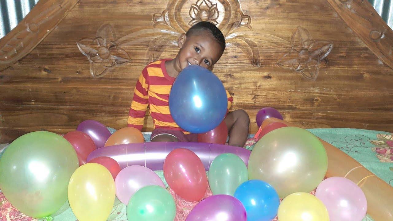 KIDS BALLOON POP WITH FUN | BALLOON POPPING - YouTube