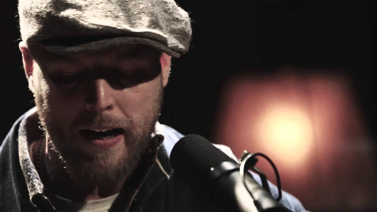 Redlight King - Born To Rise - Acoustic Session at YouTubeSpaceLA - YouTube