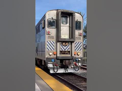 Amtrak Cab Car Pacific Surfliner 6903 With a Friendly Wave - YouTube
