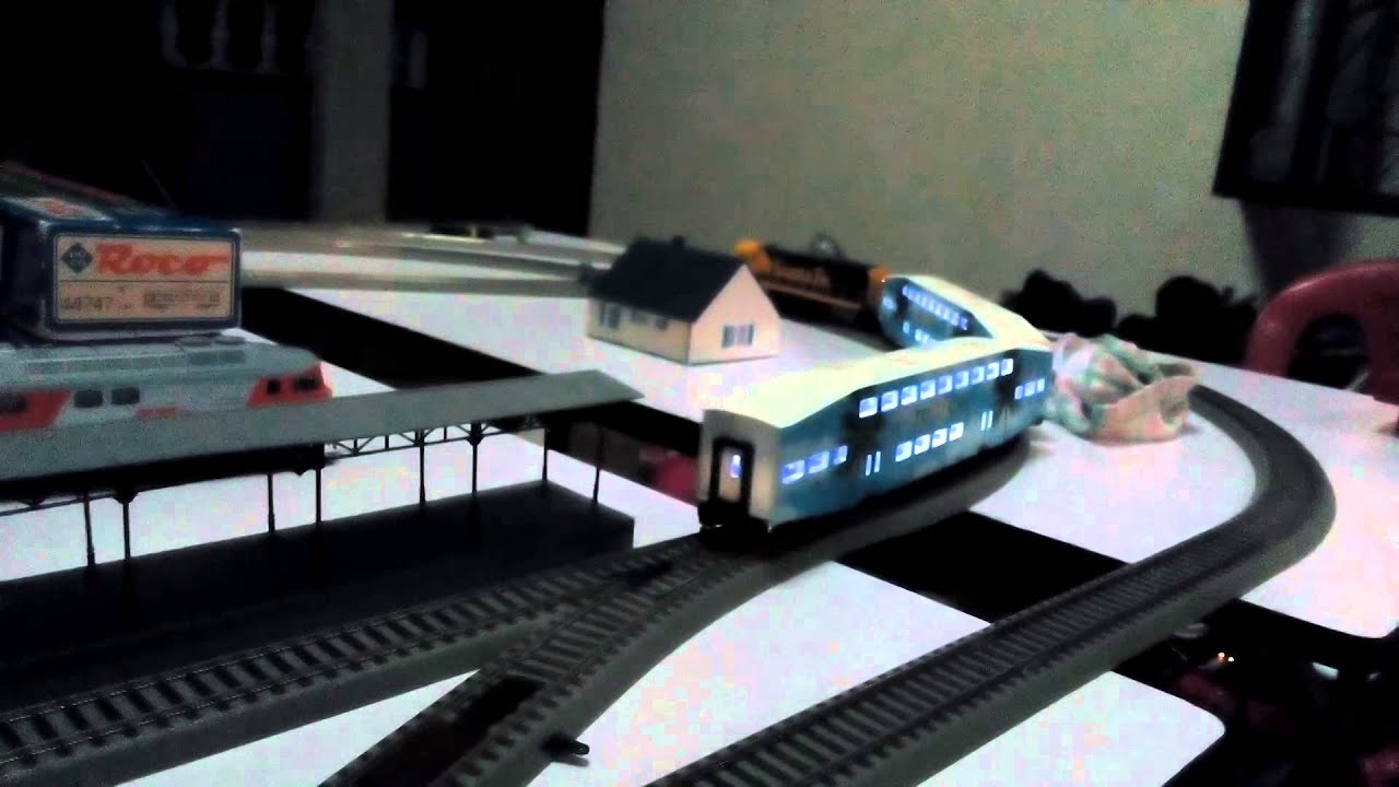 HO Scale Tri-rail Coaches - YouTube