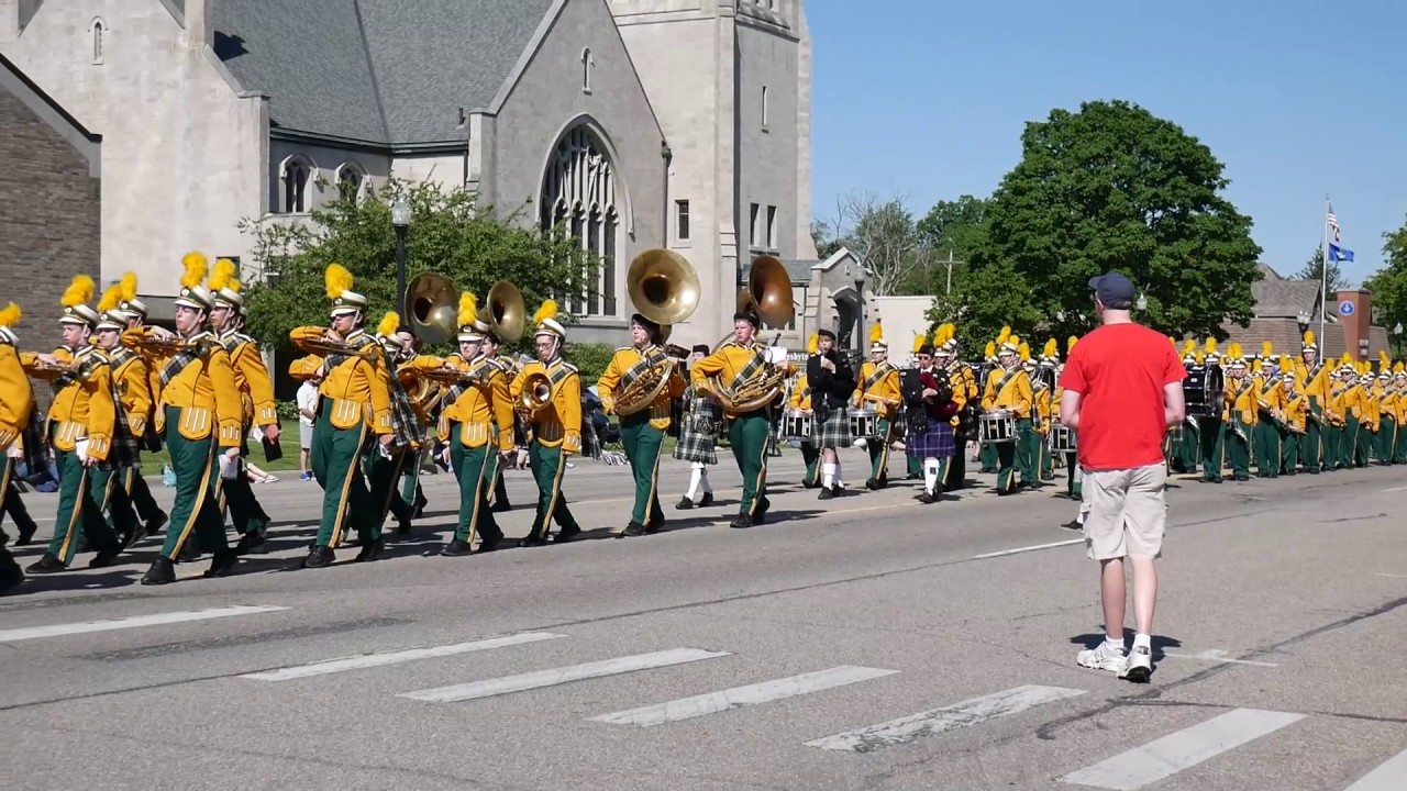 Memorial Day Parades in Michigan/Desfiles Dia de los Recordados en ...