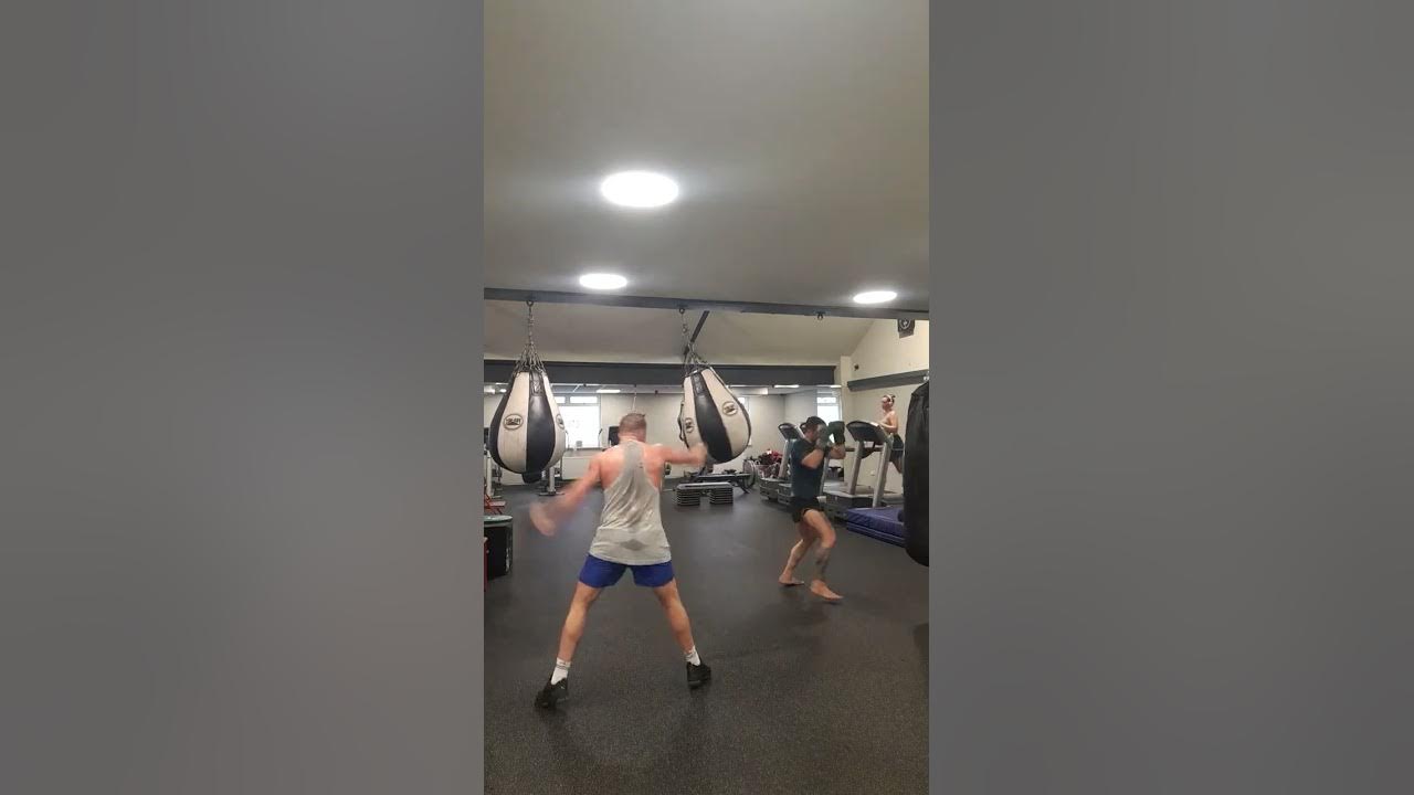 hand conditioning for bare knuckle fighting - YouTube