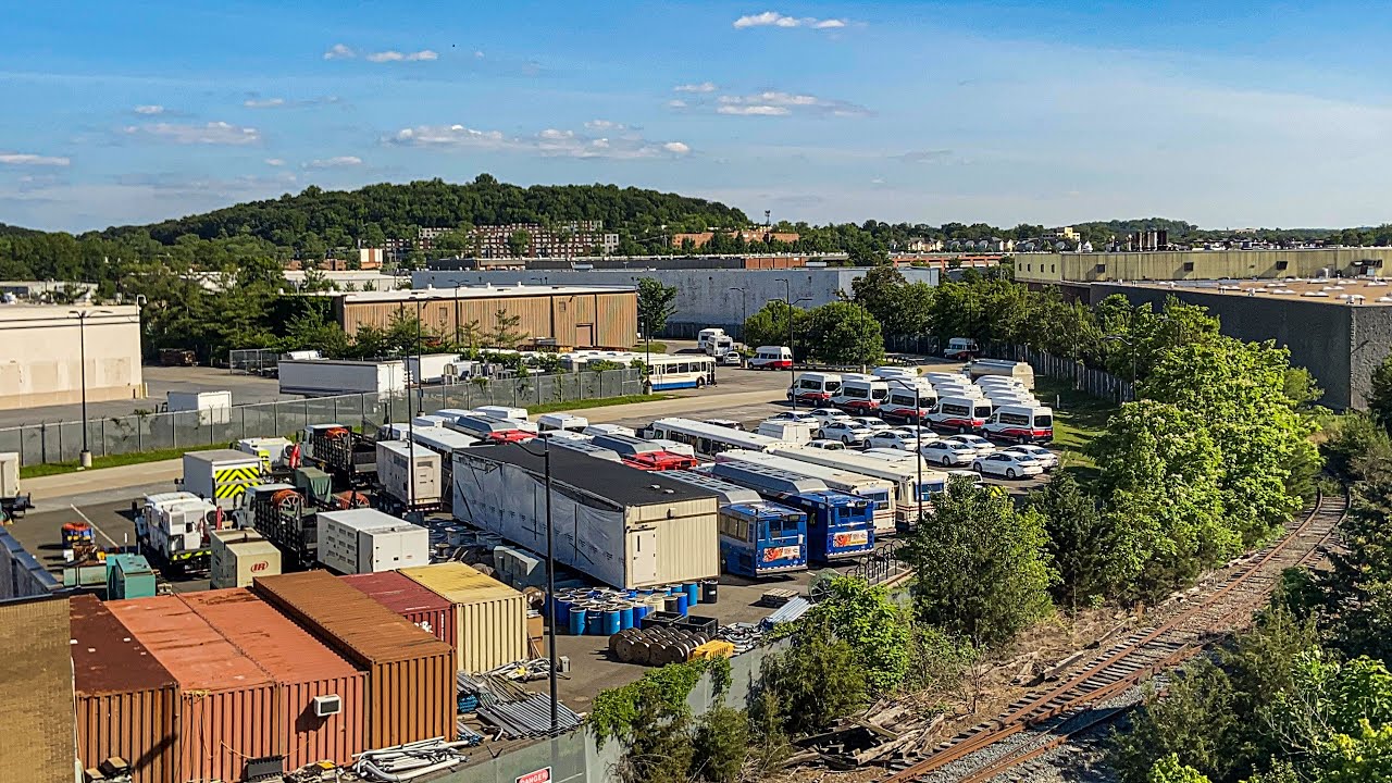WMATA Retired Buses at CET Yard 5/31/2021 - YouTube