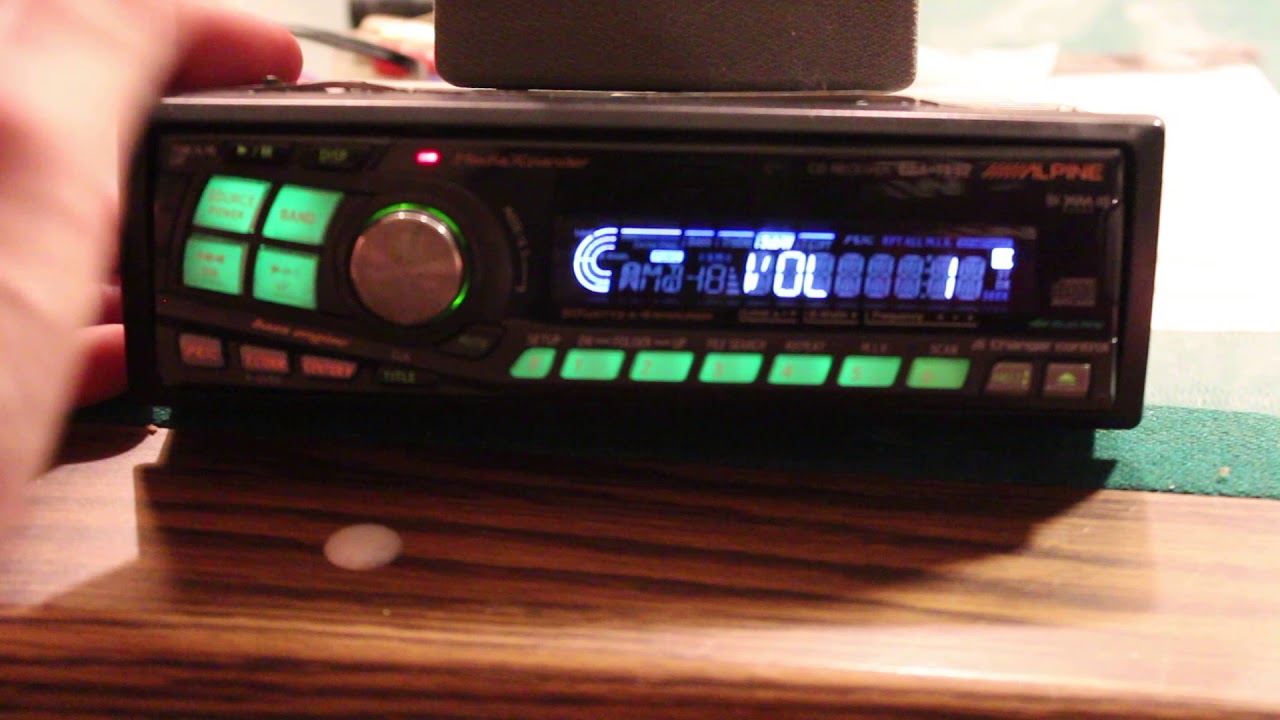 Alpine CDA-7892 Broken Faceplate Overview - YouTube