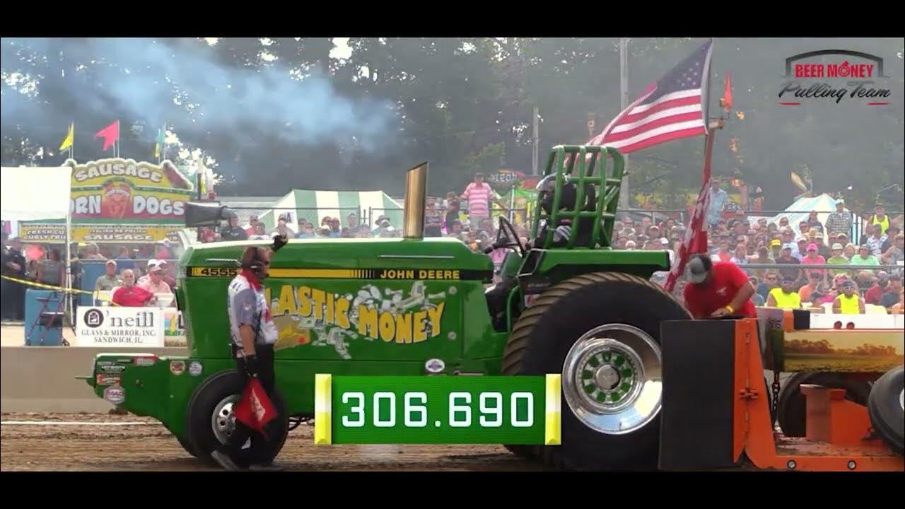 40 Minutes of Tractor Pulling | Super Farm Edition - YouTube