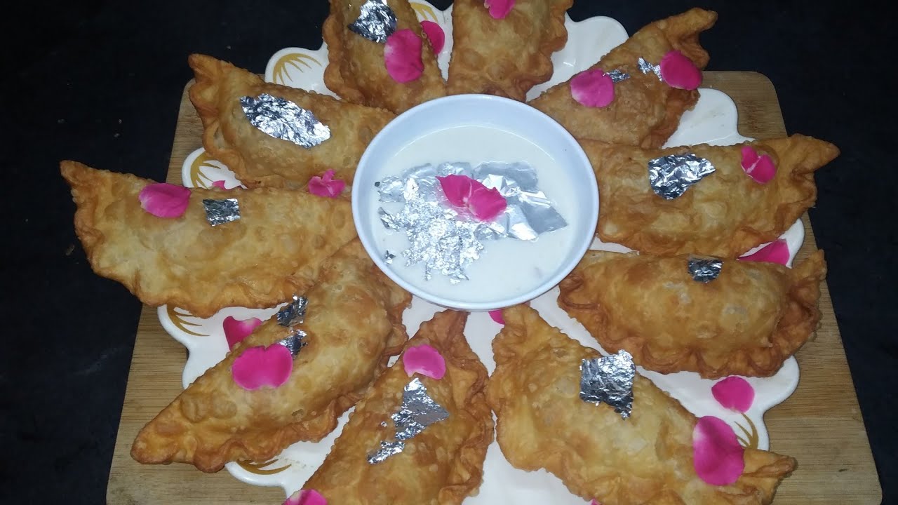 Khoya Puri Recipe|| Mawa Puri ||Hyderabadi special khowa Puri ||Milad ...