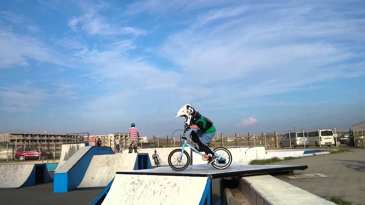 BMX Kids Rider EITO 29 - YouTube