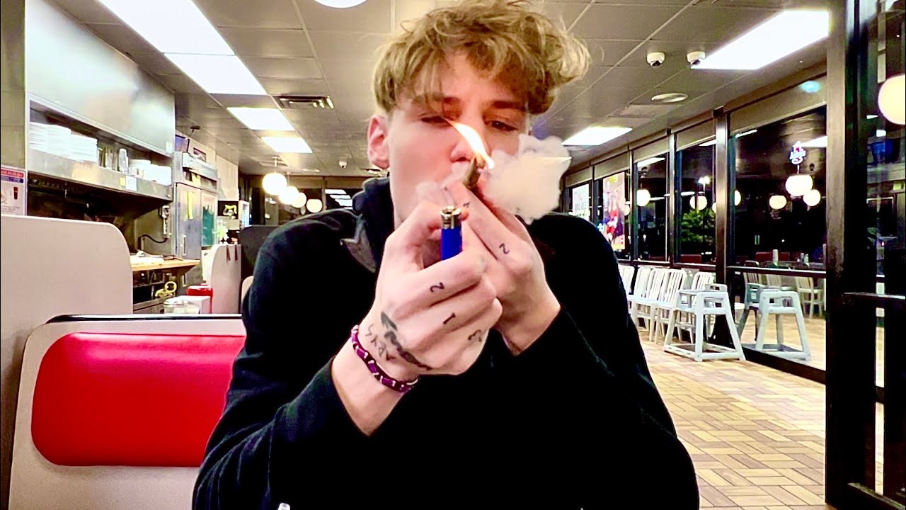 LATE NIGHT WAFFLE HOUSE SMOKE SESH!! - YouTube