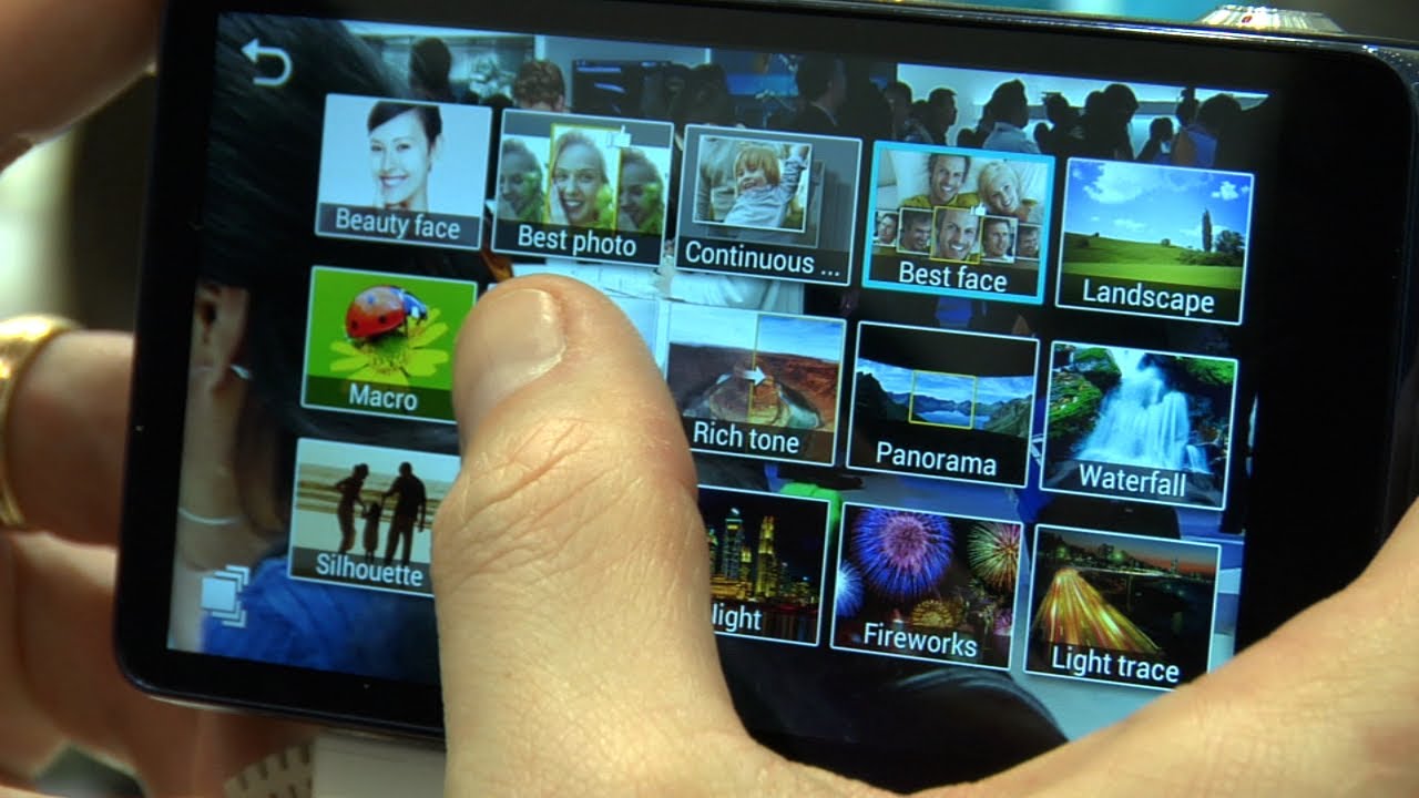 Tour Of Samsung's Latest Mobile Gadgets - YouTube