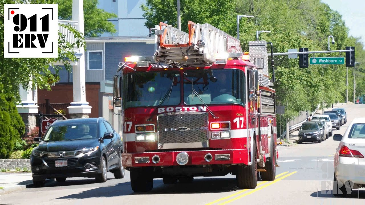 Boston Fire Ladder 17 Responding - YouTube