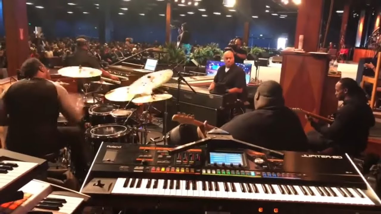 He Did It City Of Refuge Band HD - YouTube