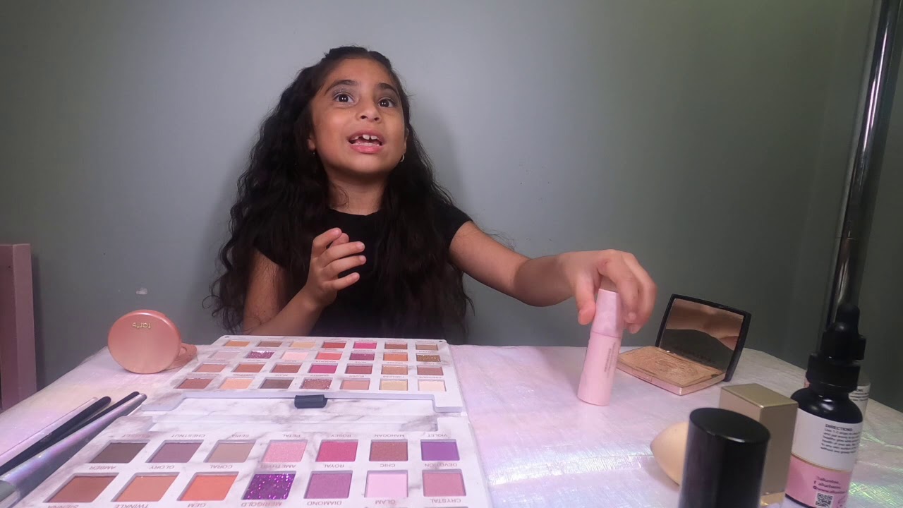 Bella's 1st makeup tutorial - YouTube