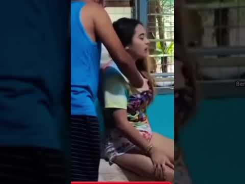 Parah banget Tukang pijet memegang buah dada hot banget 