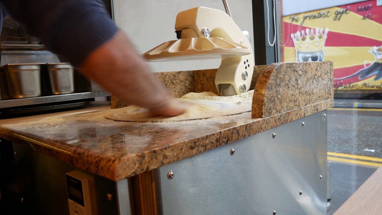 Pizzarella How to 01 - YouTube