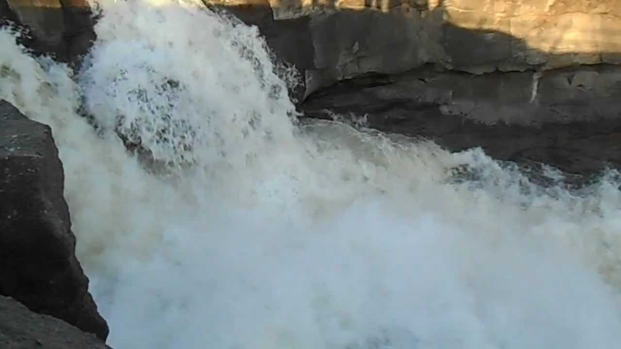 waterfall near BALAJI MANDIR, ahead of someshwar,Nashik - YouTube