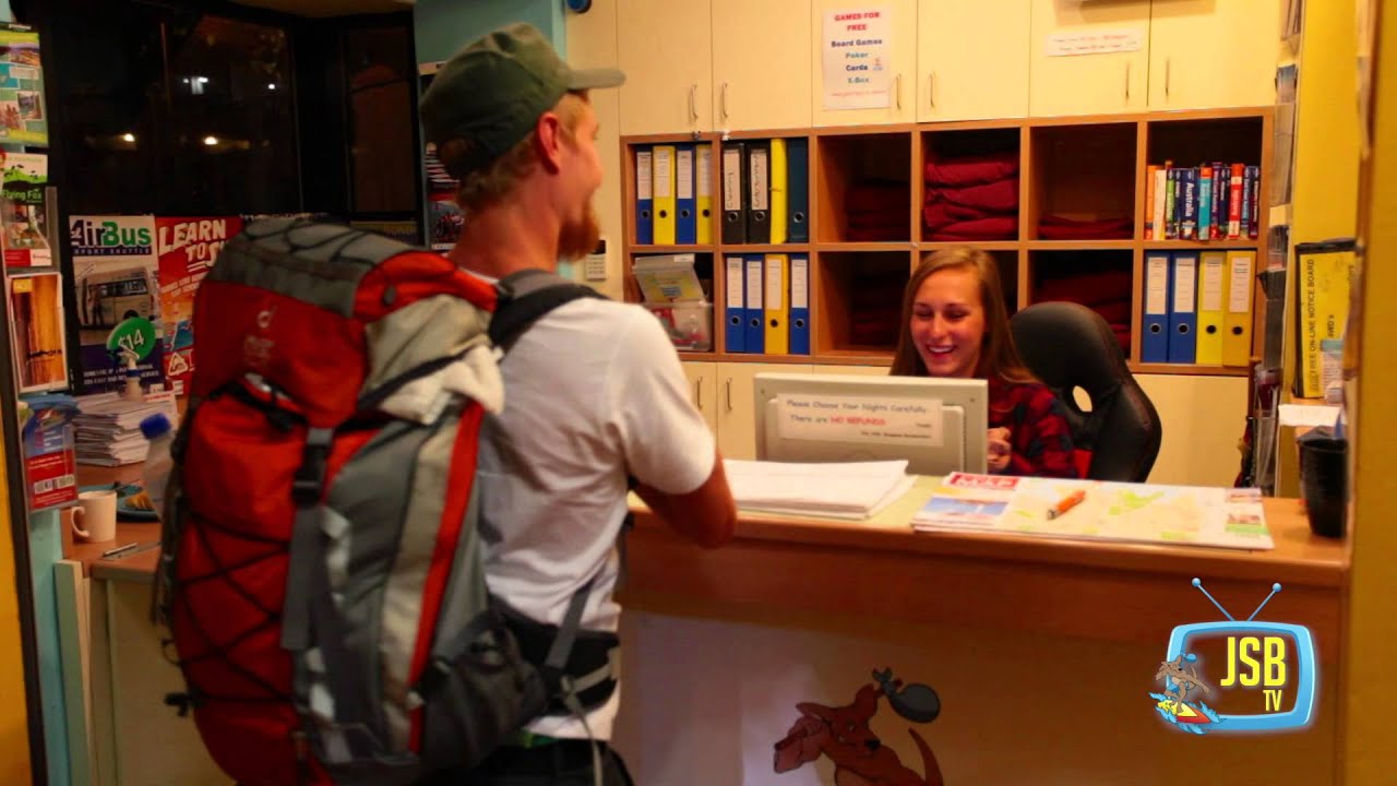 Whats working in a Backpackers in Sydney like? - YouTube