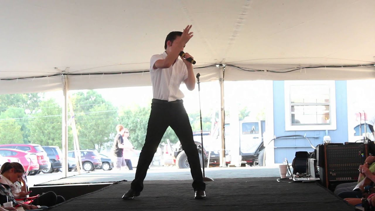 Lain Crew sings 'If I Can Dream' Elvis Week 2015 - YouTube