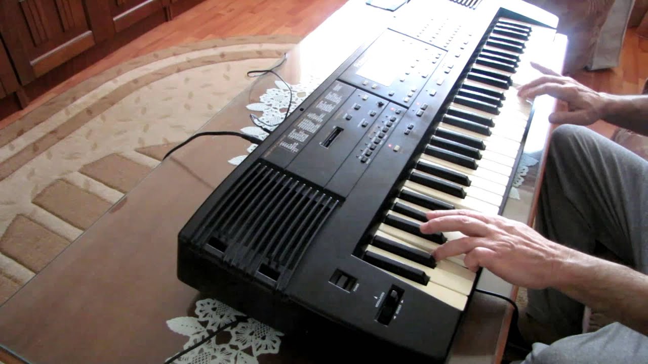 Roland E -300 Trilogy - Piano - YouTube