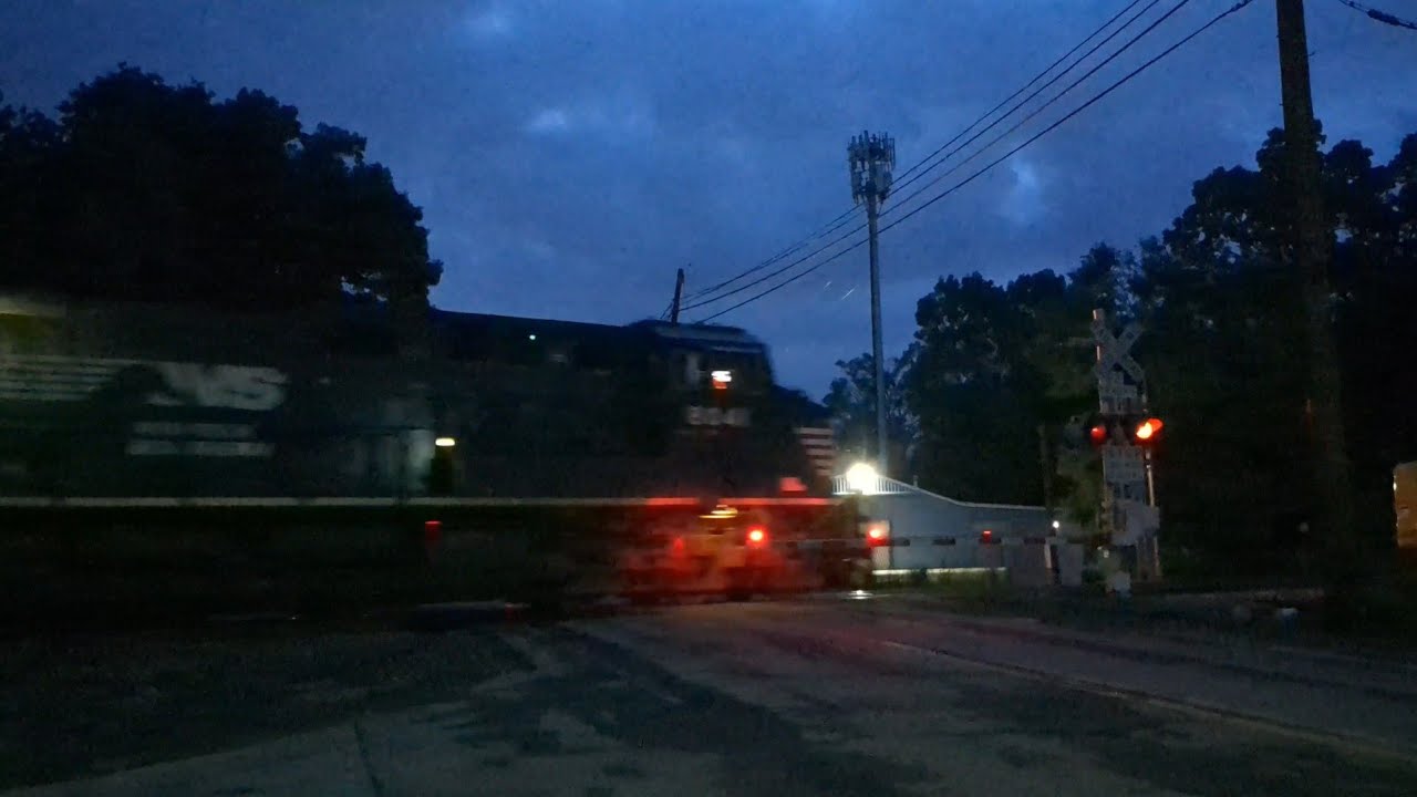 7/8/23: NS ES44AC's #8041 & #8146 (rear-DPU) head east @ Romulus w/ NS ...