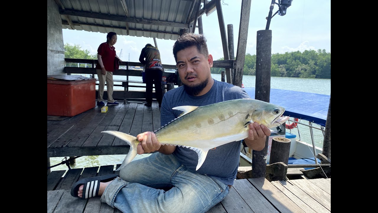 Memancing Di jeti Mahmod Kuala Lukut | Ikan Talang 3KG Dapat Ditewaskan ...