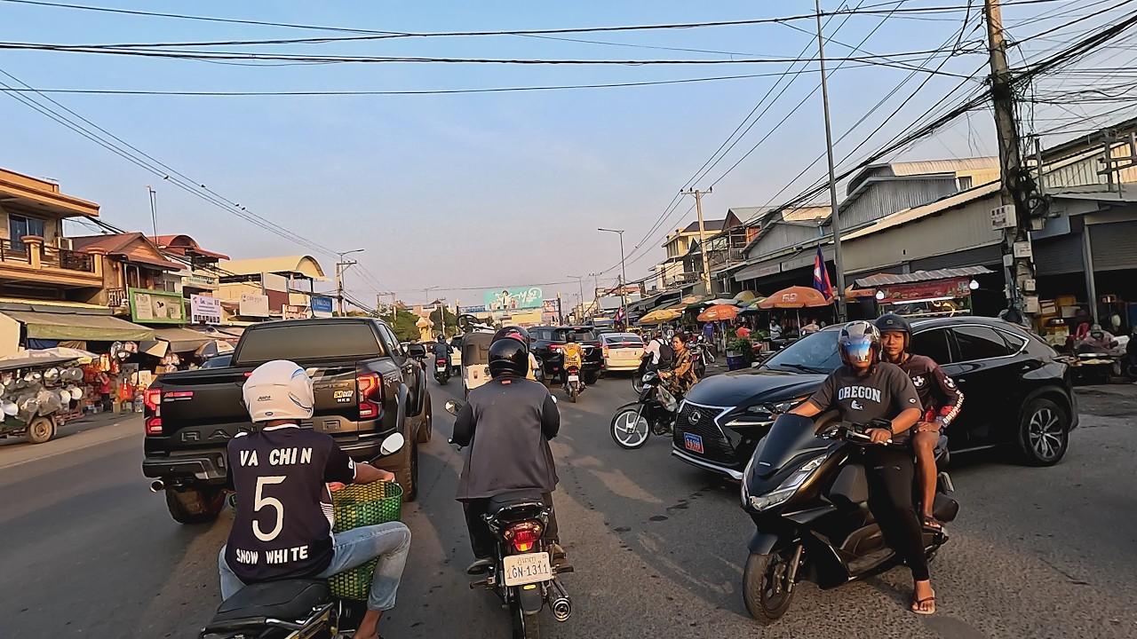 4K HDR Cambodia Travel Phnom Penh City View 189 - YouTube