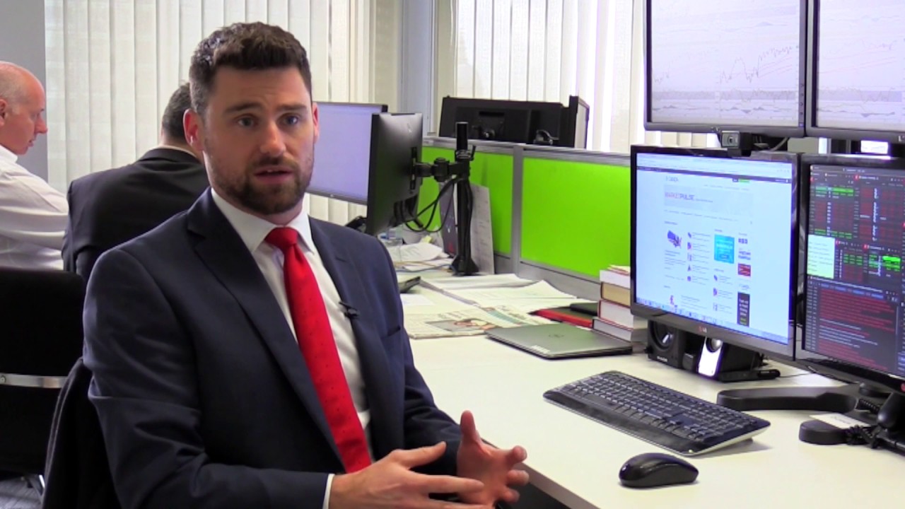Who is who in finance: What is a Market Analyst - YouTube