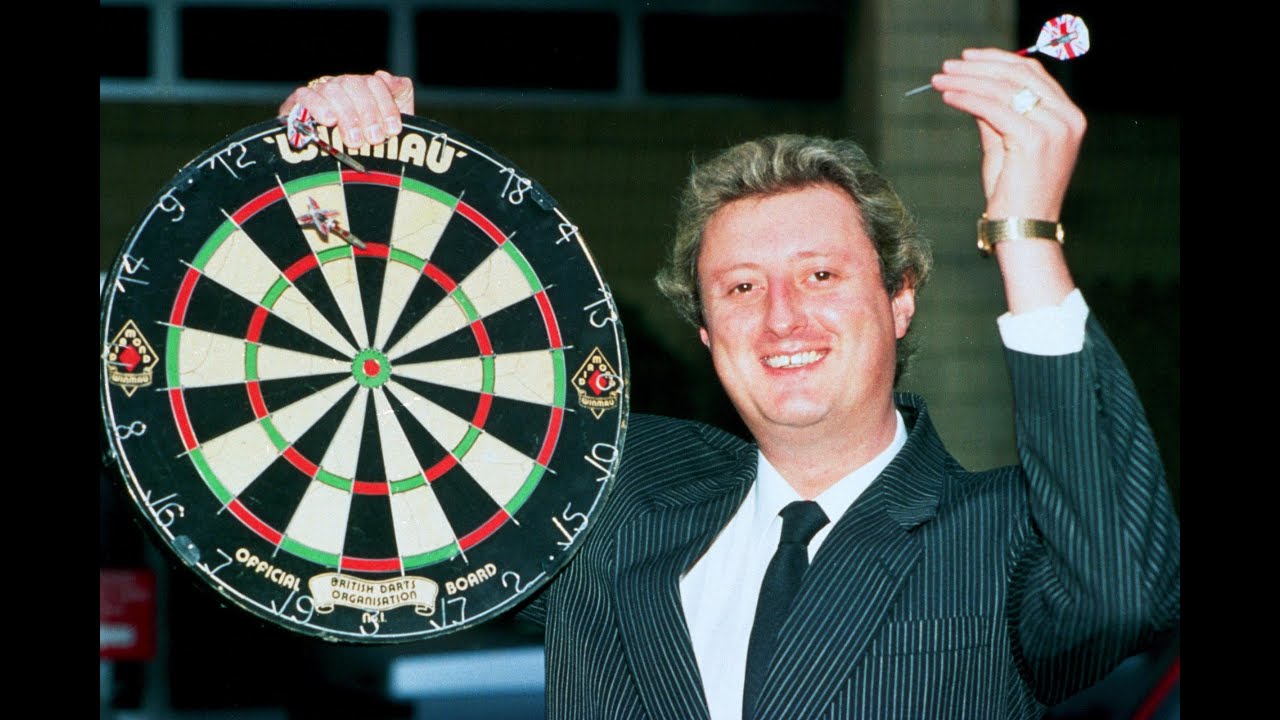 Eric Bristow "The Crafty Cockney" Pioneer of #Darts - YouTube