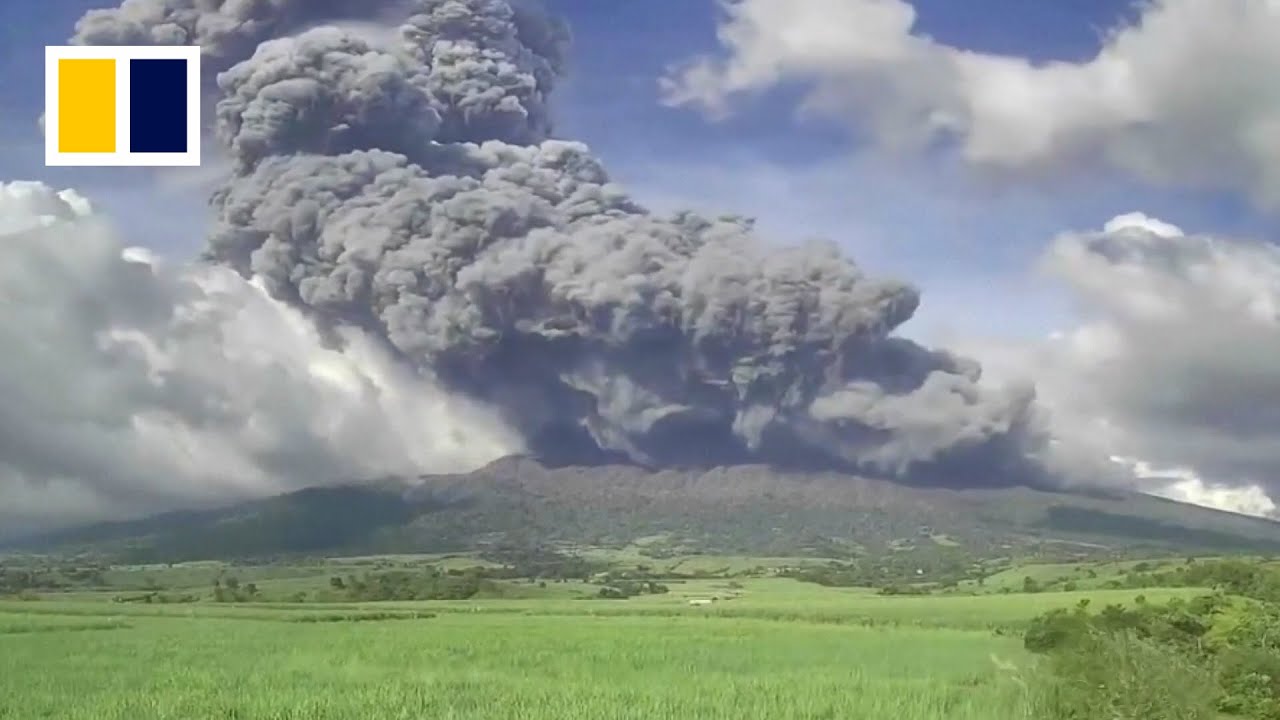 One of the Philippines’ most active volcanoes erupts - YouTube