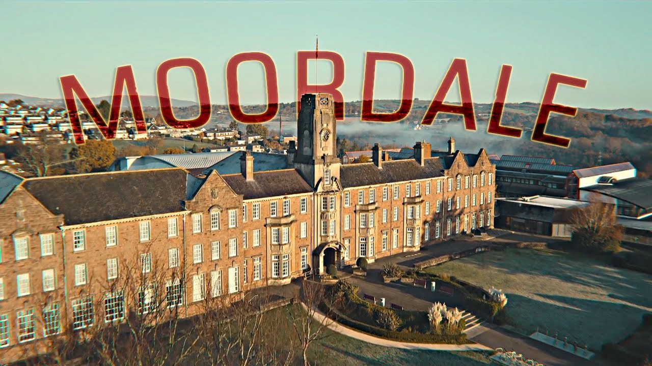 Sex Education || Welcome To Moordale - YouTube