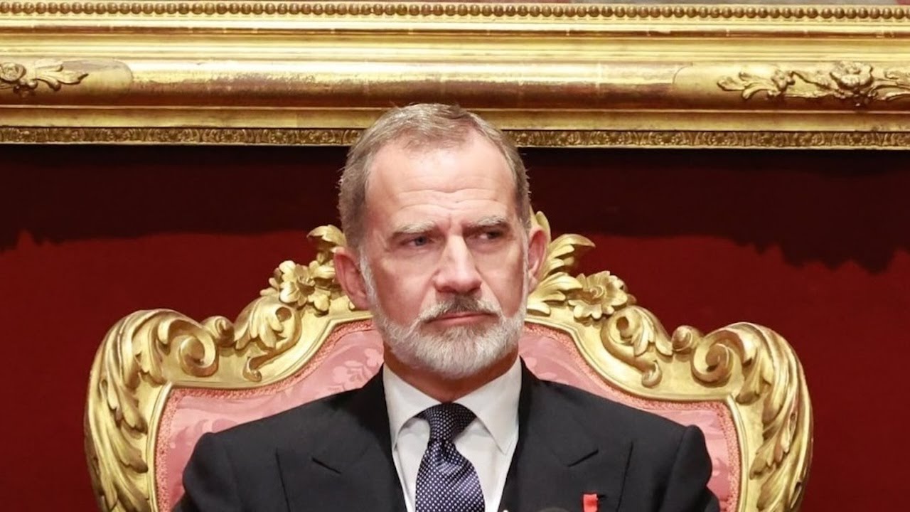 ¿Qué es el Rey? - YouTube