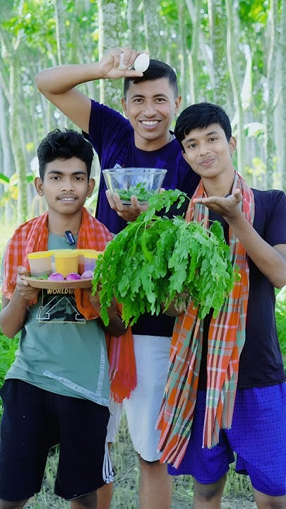 Moringa Leaves Snacks Recipe | Bengali Traditional Sojne Pata Pakora. #shortvideo - YouTube