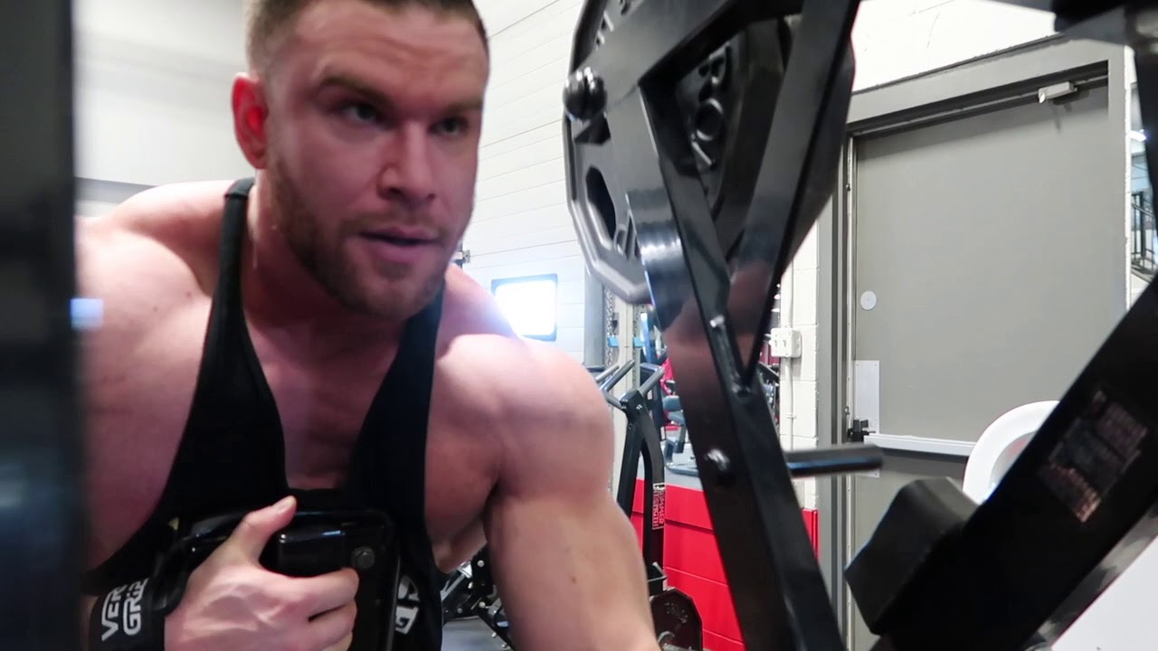 Back day at Powerhouse gym Edmonton - YouTube
