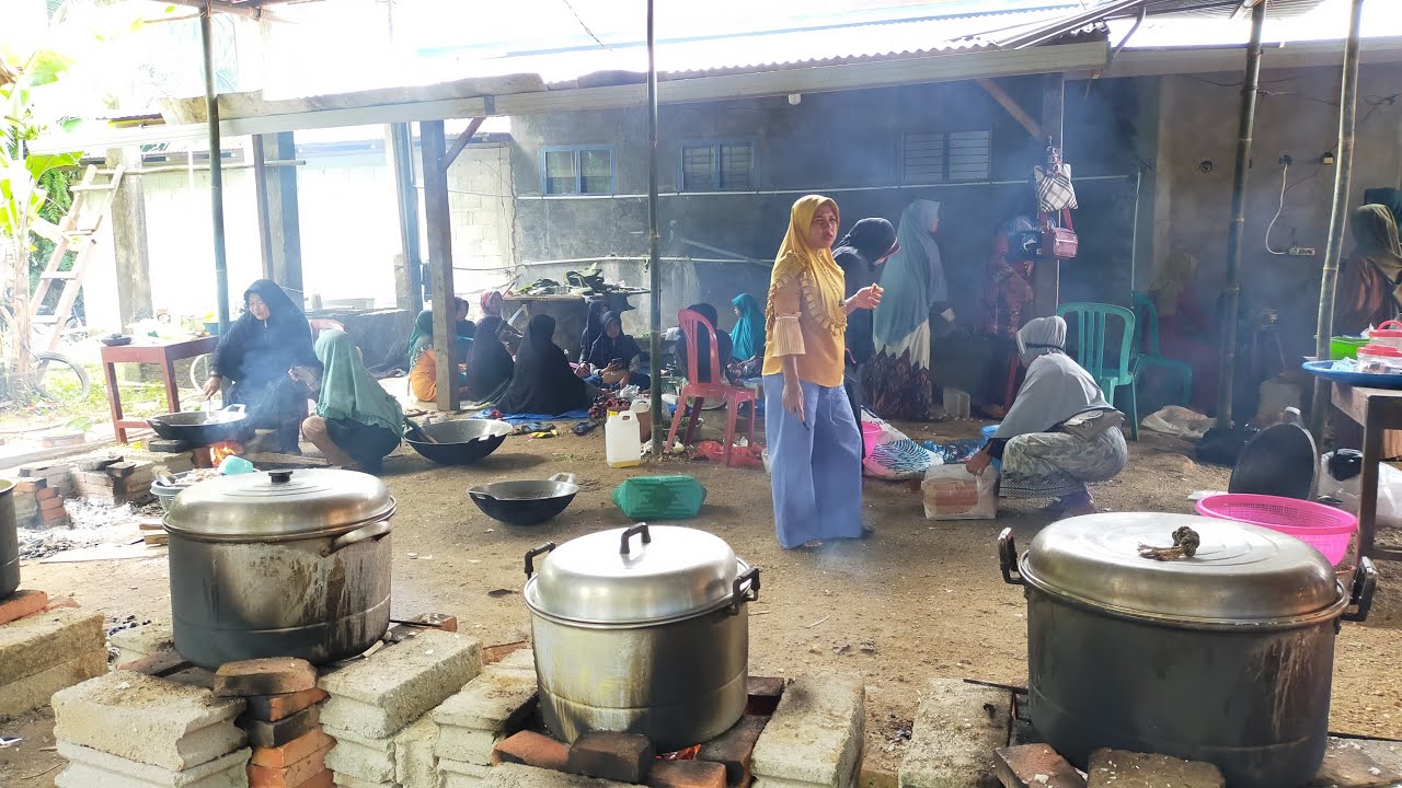 Live Suasana Dapur Rewang Pesta Tempat Orang Jawa - YouTube