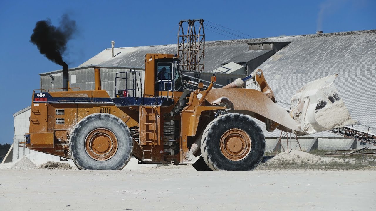 Big Komatsu WA800 Wheel Loader - Working In a Danish Lime Quarry ...