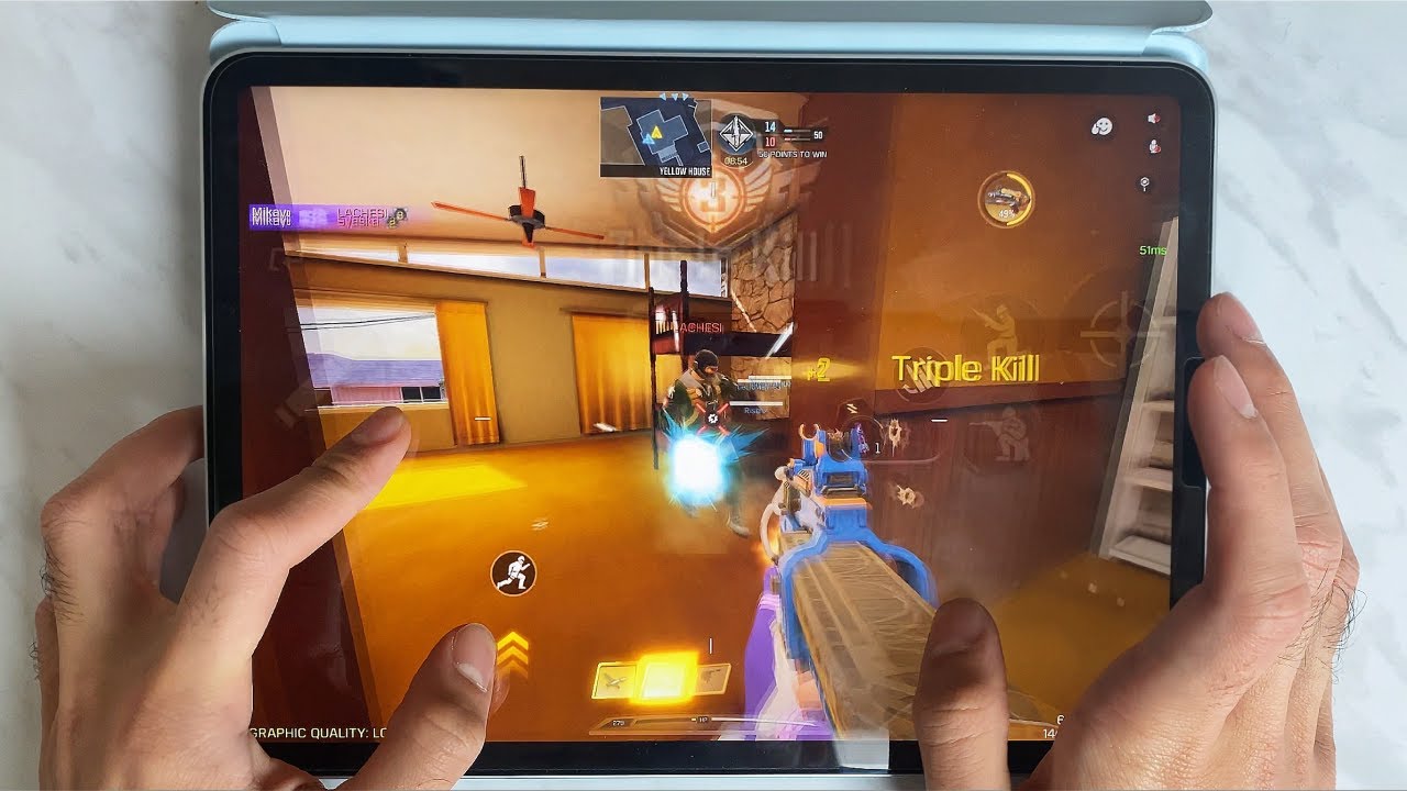 CODM REFLEX+PEEK IPAD PLAYER LIVIK GAMEPLAY - YouTube