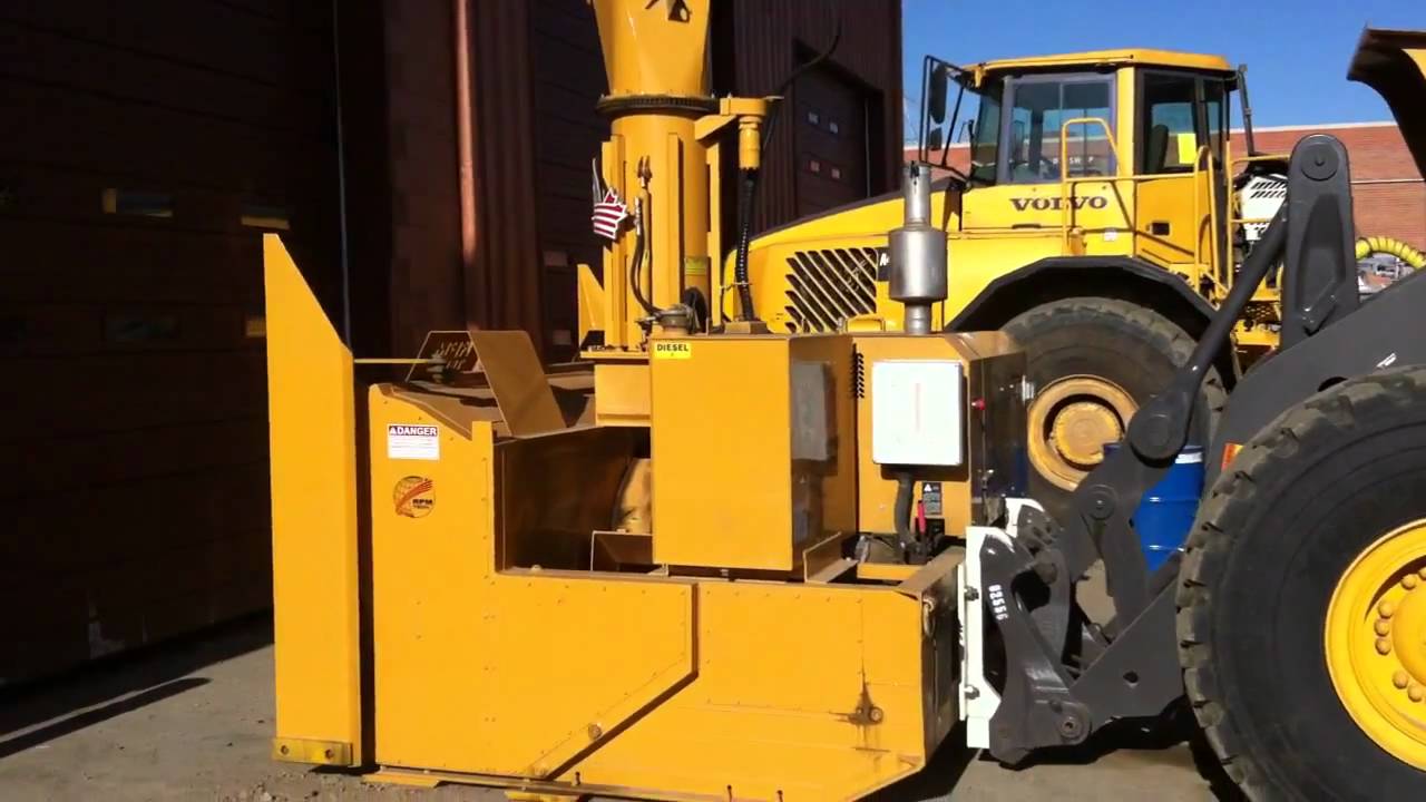 RPM Tech LM220 Snowblower - YouTube