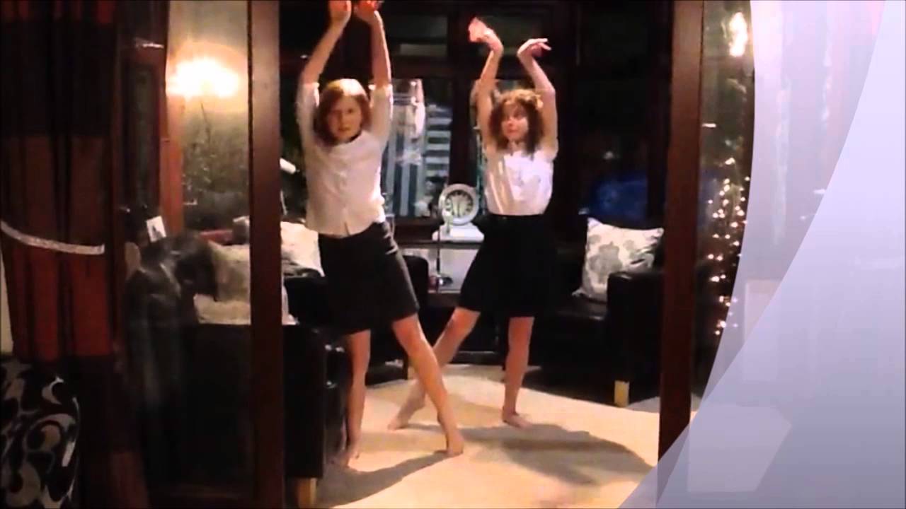 Traditional Roman Dance - YouTube