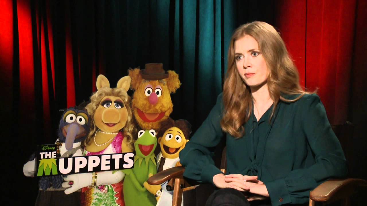 The Muppets: Amy Adams Talks About the Movie | ScreenSlam - YouTube