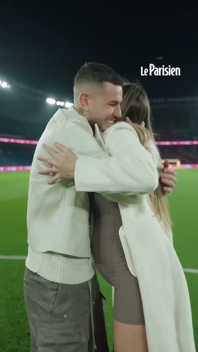Lucas Hernandez découvre le sexe de son enfant en tirant un penalty - YouTube