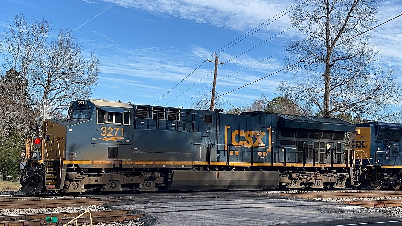 CSX 3271 & CSX 4746 loaded down with cargo containers entering Manchester, Ga. for a crew change ...