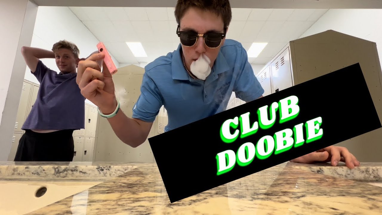 Club Doobie: The Pilot- THE BOYS ARE SMOKIN EM - YouTube