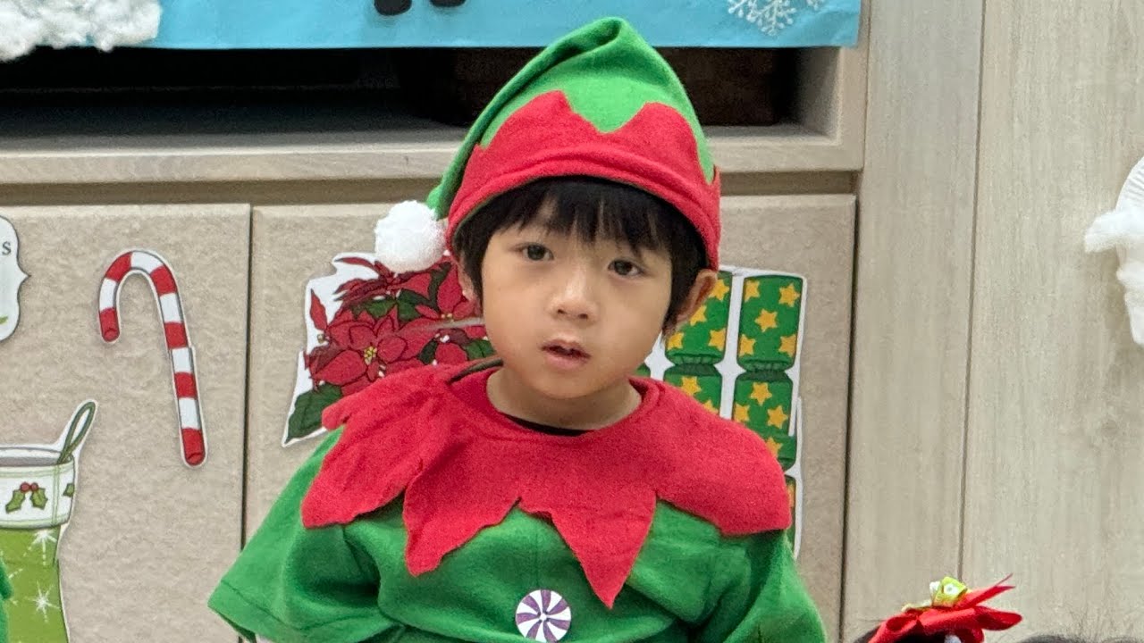 Luca & Taylor - Oppa Christmas Dance - YouTube