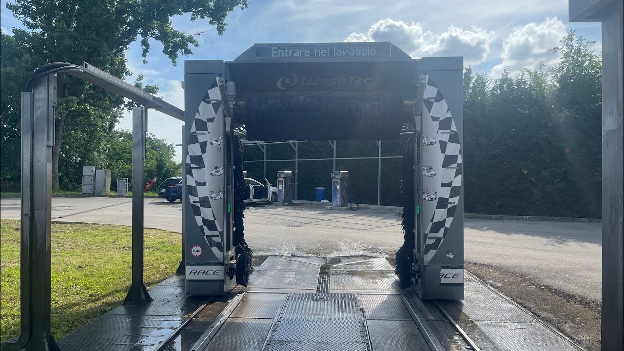 WashTec SoftCare Pro Classic Race “Digit Wash” - YouTube