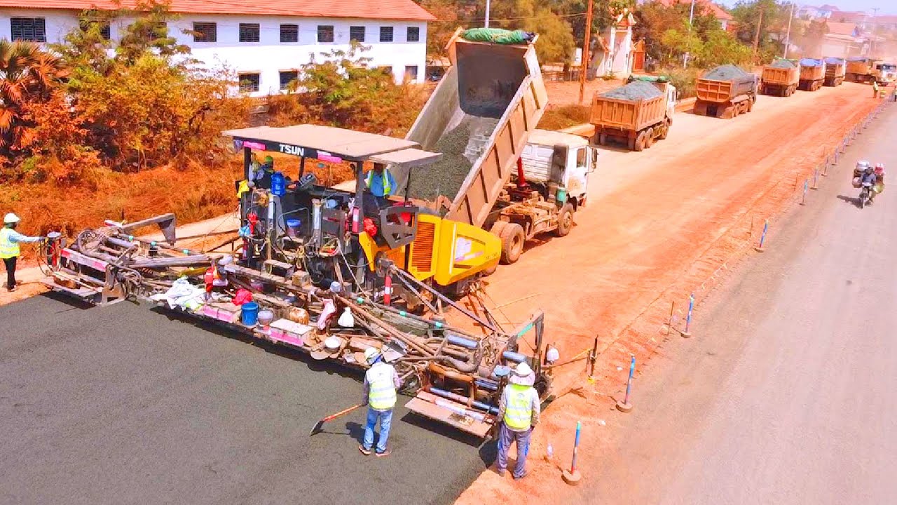 Massive Highway Construction! Heavy Machinery in Action | Expert Gravel ...